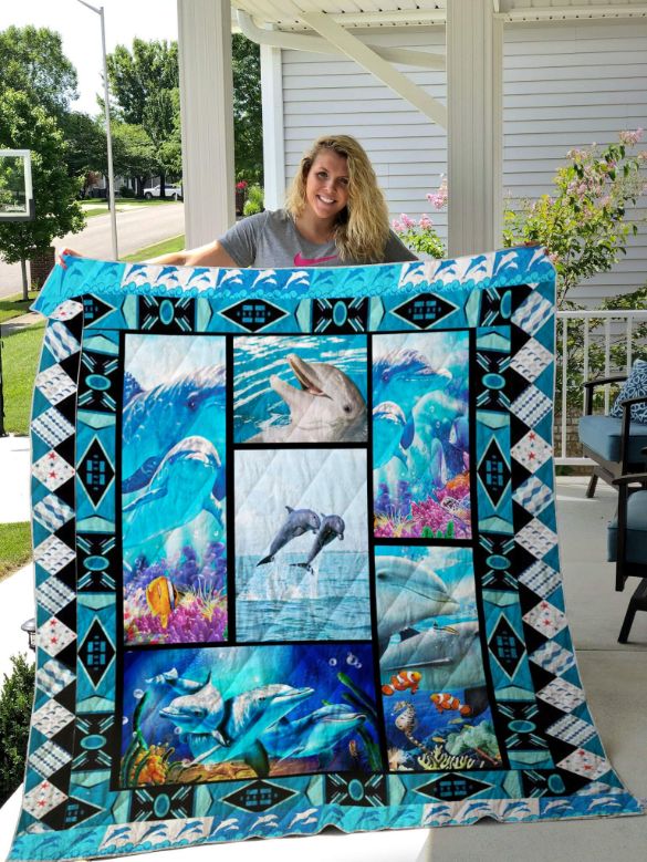 Jumping On The Ocean Dolphin Quilt Blanket - Teeruto