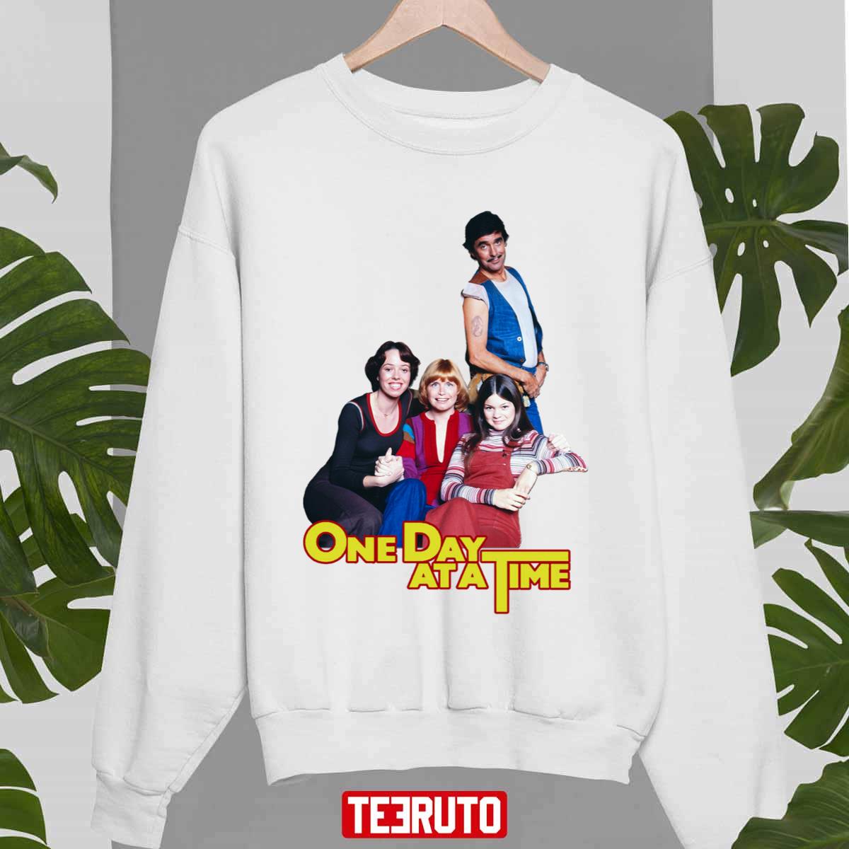 One Day At A Time Retro Throwback Cast Tribute Unisex Sweatshirt - Teeruto
