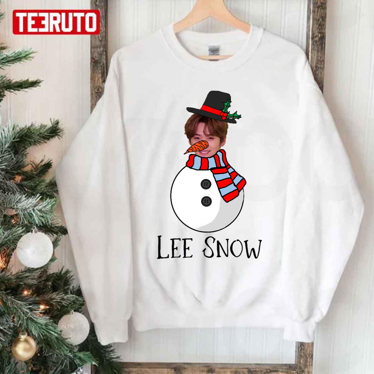 Lee Snow Stray Kids Christmas Card Unisex Sweatshirt - Teeruto