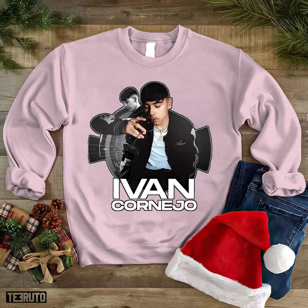 Singer Art Ivan Cornejo Unisex Sweatshirt - Teeruto